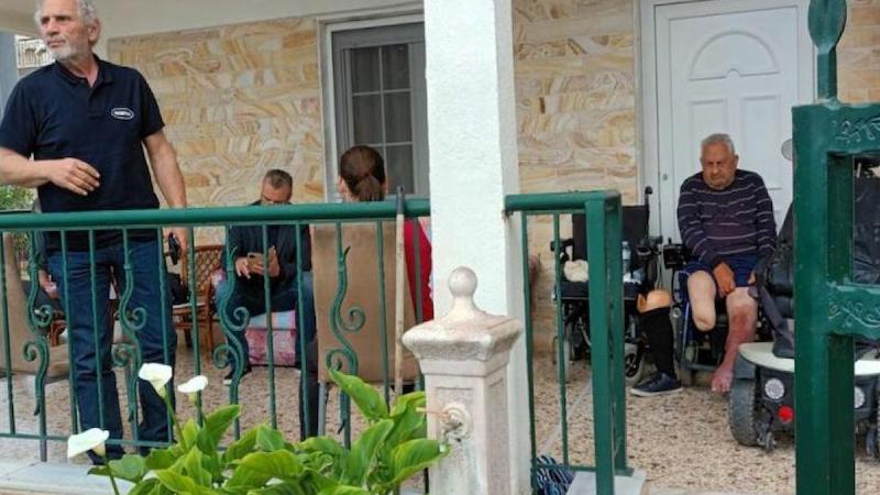 Έξωση στη Χαλκιδική σε ηλικιωμένο με αναπηρία τα ξημερώματα της ...
